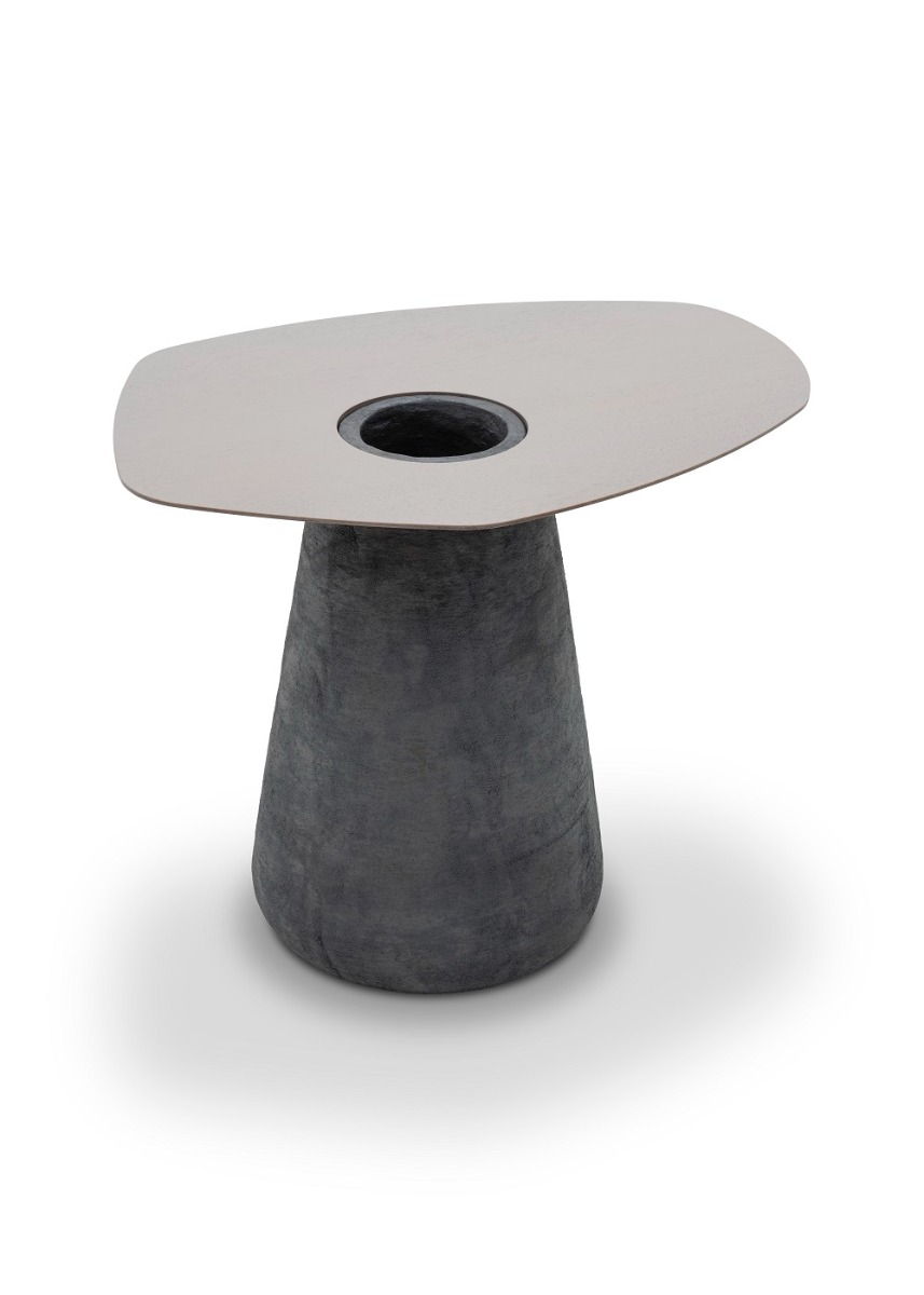 SEIXO SIDE TABLE - Products - Saccaro