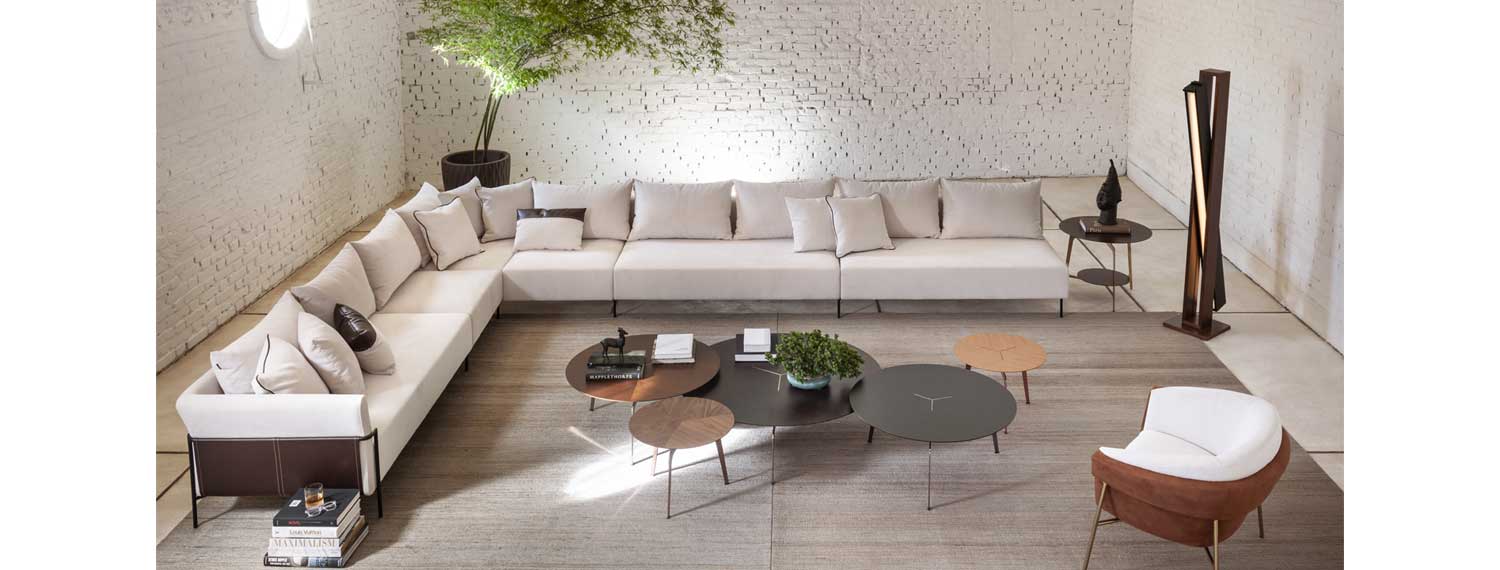 TRÍADE SIDE TABLE - Products - Saccaro